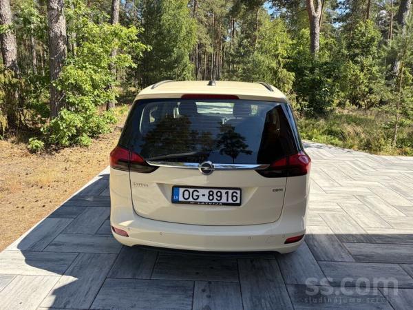 Dzeltens Opel Zafira 2019 Rīga, ar dzinēja tilpumu 2.00 L un nobraukumu 340 tūkst. km par 5990 €, foto 3 vietnē AUTOMOTO.COM.LV