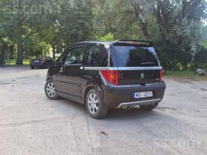 Черный Пежо 1007 2006 в Огре, объемом двигателя 1.60 л и пробегом 249 тыс. км за 3250 €, фото 3 на AUTOMOTO.COM.LV