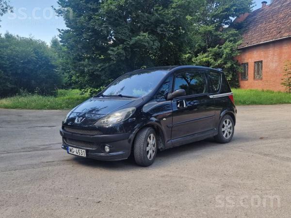 Черный Пежо 1007 2006 в Огре, объемом двигателя 1.60 л и пробегом 249 тыс. км за 3250 €, фото 8 на AUTOMOTO.COM.LV