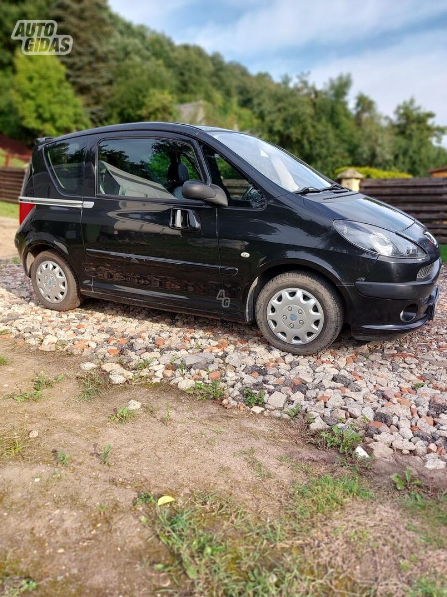 Melns Peugeot 1007 2007 Kauņa, ar dzinēja tilpumu 1.60 L un nobraukumu 144 tūkst. km par 1450 €, foto 9 vietnē AUTOMOTO.COM.LV