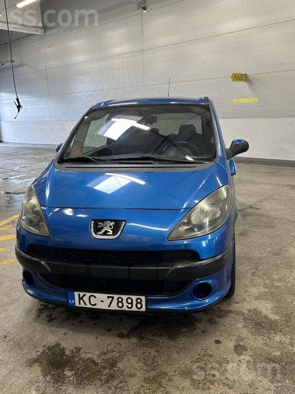 Zils Peugeot 1007 2007 Rīga, ar dzinēja tilpumu 1.60 L un nobraukumu 108 tūkst. km par 1050 €, foto 4 vietnē AUTOMOTO.COM.LV