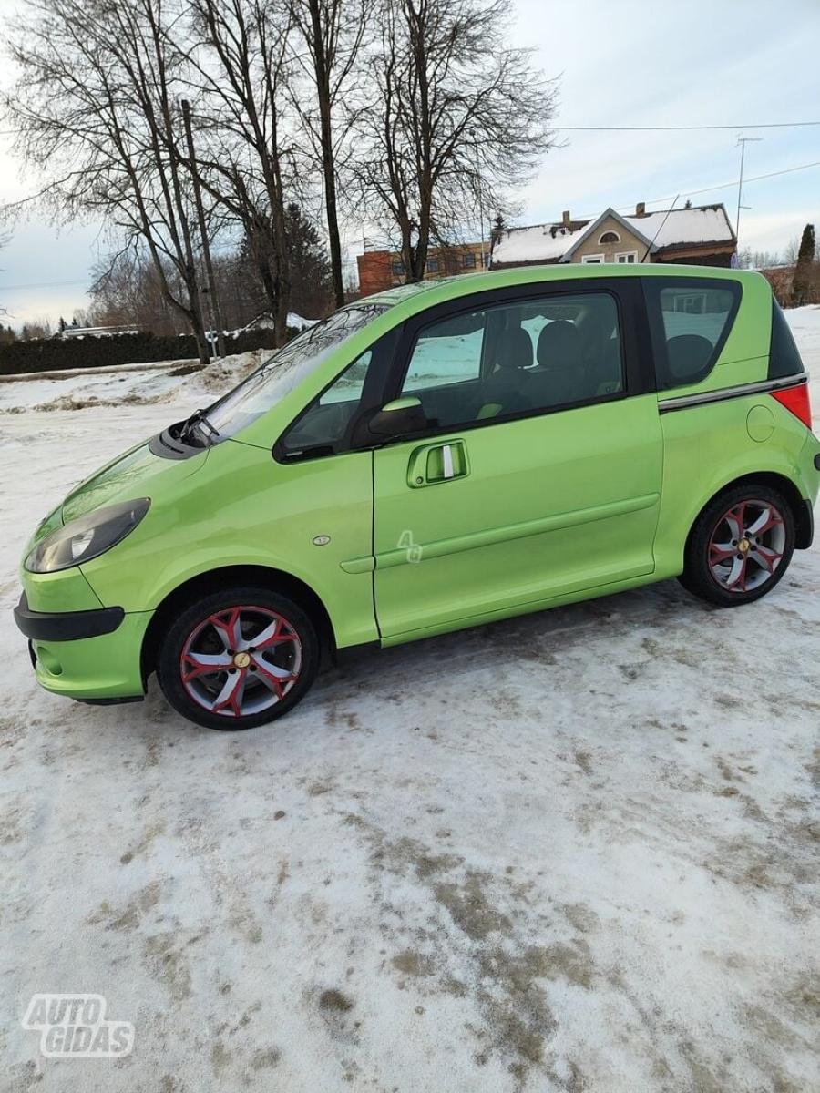 Green Peugeot 1007 2006 in Silute, with an engine capacity of 1.60 L and mileage of 150 thousand km for 1450 €, photo 5 on AUTOMOTO.COM.LV
