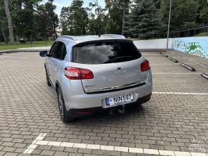 Grey Peugeot 1007 2013 in Jurbarkas, with an engine capacity of 1.60 L and mileage of 203 thousand km for 6500 €, photo 7 on AUTOMOTO.COM.LV