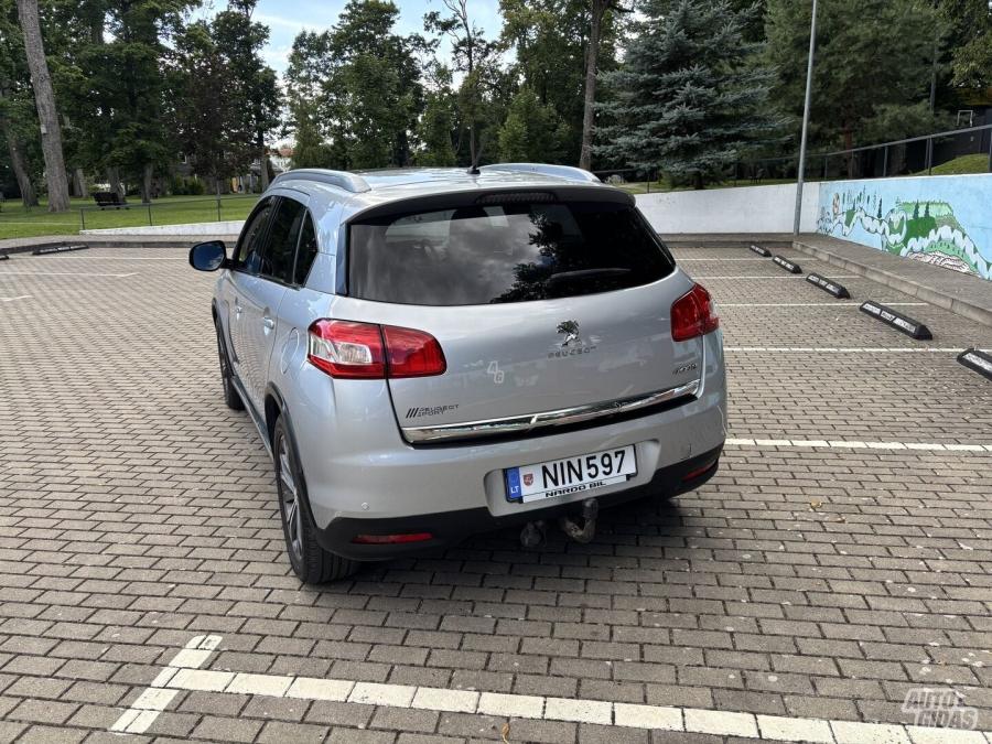 Grey Peugeot 1007 2013 in Jurbarkas, with an engine capacity of 1.60 L and mileage of 203 thousand km for 6500 €, photo 7 on AUTOMOTO.COM.LV