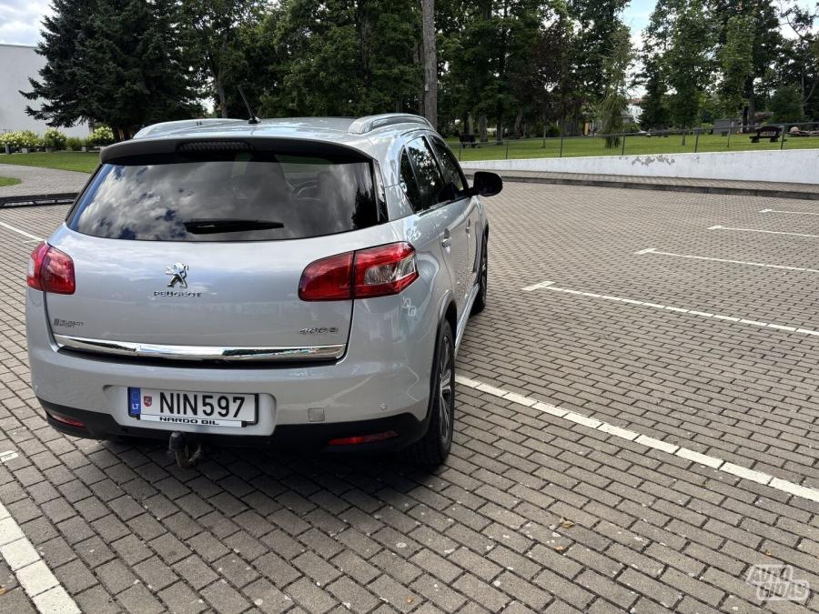 Grey Peugeot 1007 2013 in Jurbarkas, with an engine capacity of 1.60 L and mileage of 203 thousand km for 6500 €, photo 8 on AUTOMOTO.COM.LV