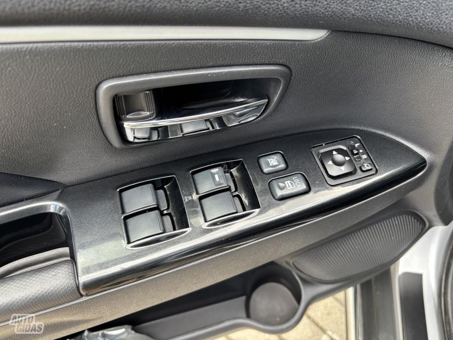 Grey Peugeot 1007 2013 in Jurbarkas, with an engine capacity of 1.60 L and mileage of 203 thousand km for 6500 €, photo 25 on AUTOMOTO.COM.LV