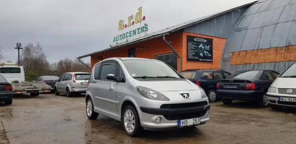 Pelēks Peugeot 1007 2007 Valmiera, ar dzinēja tilpumu 1.60 L un nobraukumu 379 tūkst. km par 1550 €, foto 1 vietnē AUTOMOTO.COM.LV