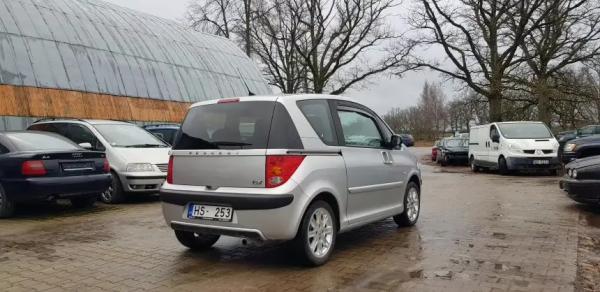 Pelēks Peugeot 1007 2007 Valmiera, ar dzinēja tilpumu 1.60 L un nobraukumu 379 tūkst. km par 1550 €, foto 3 vietnē AUTOMOTO.COM.LV