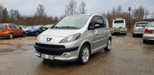 Pelēks Peugeot 1007 2007 Valmiera, ar dzinēja tilpumu 1.60 L un nobraukumu 379 tūkst. km par 1550 €, foto 8 vietnē AUTOMOTO.COM.LV