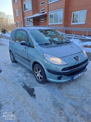 Pelēks Peugeot 1007 2005 Klaipėda, ar dzinēja tilpumu 1.40 L un nobraukumu 380 tūkst. km par 1100 €, foto 4 vietnē AUTOMOTO.COM.LV