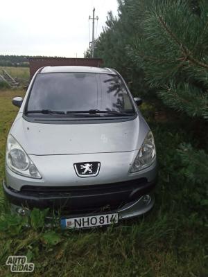 Grey Peugeot 1007 2005 in Palanga, with an engine capacity of 1.40 L and mileage of 90 thousand km for 500 €, photo  on AUTOMOTO.COM.LV