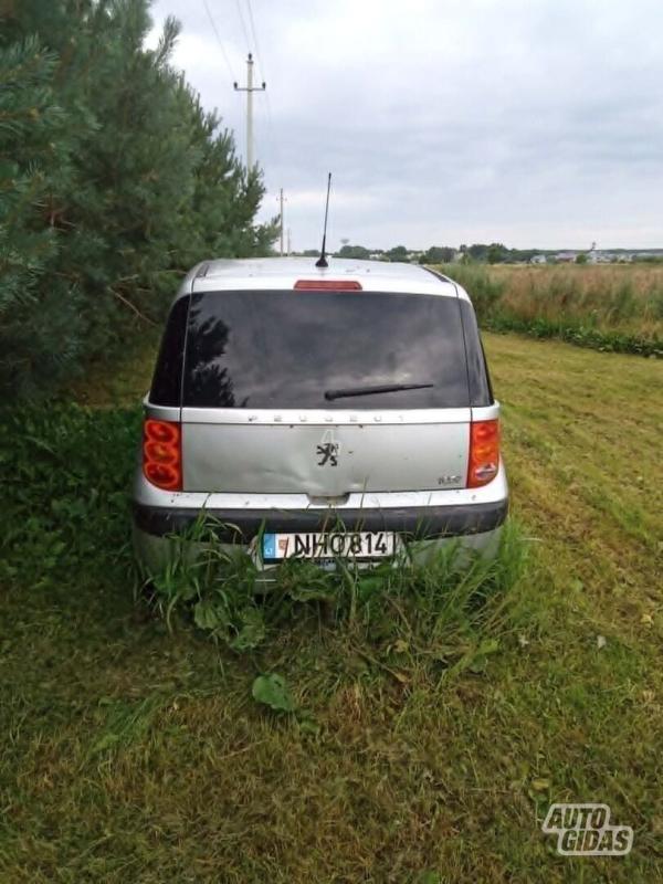 Grey Peugeot 1007 2005 in Palanga, with an engine capacity of 1.40 L and mileage of 90 thousand km for 500 €, photo 4 on AUTOMOTO.COM.LV