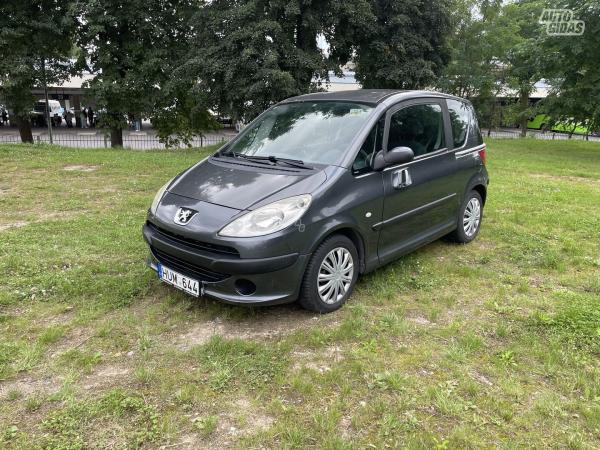 Серый Пежо 1007 2008 в Вильнюс, объемом двигателя 1.40 л и пробегом 110 тыс. км за 1100 €, фото 1 на AUTOMOTO.COM.LV