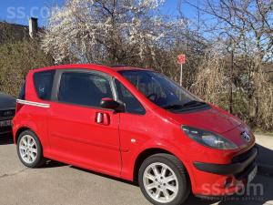 Red Peugeot 1007 2005 in Tukums, with an engine capacity of 1.60 L and mileage of 246 thousand km for 1800 €, photo  on AUTOMOTO.COM.LV