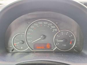 Yellow Peugeot 1007 2006 in Vilnius, with an engine capacity of 1.40 L and mileage of 193 thousand km for 650 €, photo 11 on AUTOMOTO.COM.LV