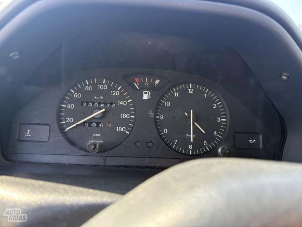 Zils Peugeot 106 1994 Varėna, ar dzinēja tilpumu 1.10 L un nobraukumu 231 tūkst. km par 350 €, foto 7 vietnē AUTOMOTO.COM.LV