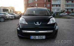 Black Peugeot 107 2009 in Liepaja, with an engine capacity of 1.00 L and mileage of 166 thousand km for 1370 €, photo 2 on AUTOMOTO.COM.LV