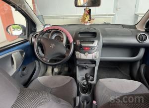 Синий Пежо 107 2006 в Рига, объемом двигателя 1.00 л и пробегом 162 тыс. км за 1200 €, фото 6 на AUTOMOTO.COM.LV