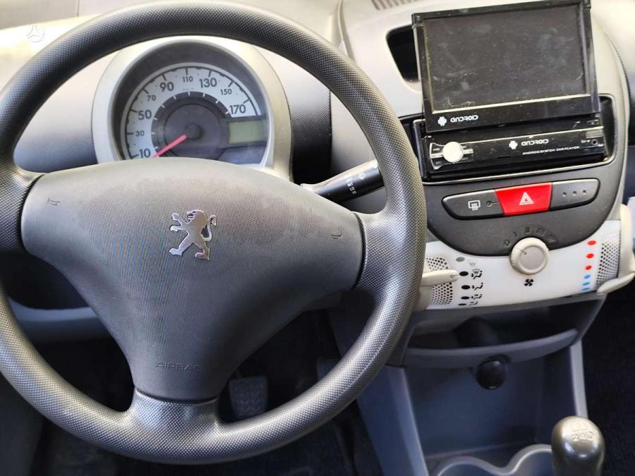 Синий Пежо 107 2009 в Вильнюс, объемом двигателя 1.00 л и пробегом 136 тыс. км за 1699 €, фото 16 на AUTOMOTO.COM.LV