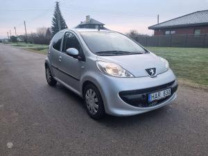 Pelēks Peugeot 107 2005 Marijampole, ar dzinēja tilpumu 1.00 L un nobraukumu 330 tūkst. km par 1200 €, foto 3 vietnē AUTOMOTO.COM.LV