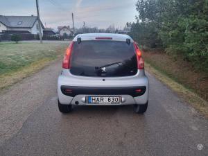 Pelēks Peugeot 107 2005 Marijampole, ar dzinēja tilpumu 1.00 L un nobraukumu 330 tūkst. km par 1200 €, foto 5 vietnē AUTOMOTO.COM.LV