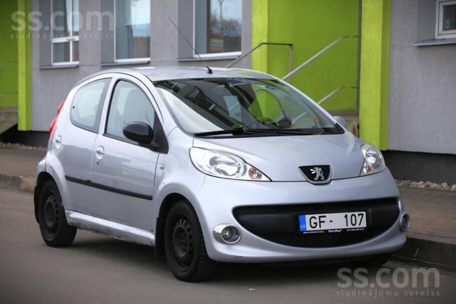 Pelēks Peugeot 107 2006 Rīga, ar dzinēja tilpumu 1.00 L un nobraukumu 259 tūkst. km par 1095 €, foto 5 vietnē AUTOMOTO.COM.LV
