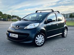 Pelēks Peugeot 107 2006 Tallina, ar dzinēja tilpumu 1.00 L un nobraukumu 168 tūkst. km par 990 €, foto  vietnē AUTOMOTO.COM.LV