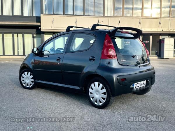 Pelēks Peugeot 107 2006 Tallina, ar dzinēja tilpumu 1.00 L un nobraukumu 168 tūkst. km par 990 €, foto 2 vietnē AUTOMOTO.COM.LV