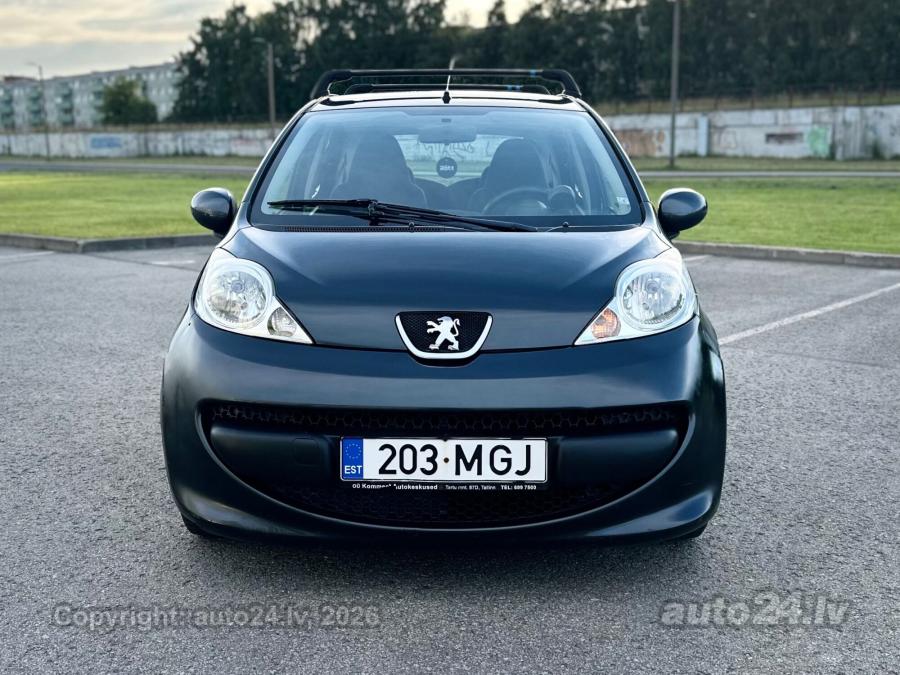 Pelēks Peugeot 107 2006 Tallina, ar dzinēja tilpumu 1.00 L un nobraukumu 168 tūkst. km par 990 €, foto 7 vietnē AUTOMOTO.COM.LV