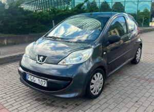 Pelēks Peugeot 107 2006 Viļņa, ar dzinēja tilpumu 1.00 L un nobraukumu 219 tūkst. km par 1250 €, foto  vietnē AUTOMOTO.COM.LV