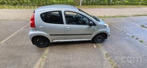 Grey Peugeot 107 2006 in Ogre, with an engine capacity of 1.00 L and mileage of 267 thousand km for 550 €, photo 5 on AUTOMOTO.COM.LV