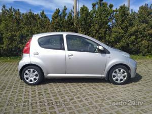 Grey Peugeot 107 2011 in Tallinn, with an engine capacity of 1.00 L and mileage of 161 thousand km for 2000 €, photo 7 on AUTOMOTO.COM.LV