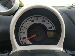 Grey Peugeot 107 2011 in Tallinn, with an engine capacity of 1.00 L and mileage of 161 thousand km for 2000 €, photo 11 on AUTOMOTO.COM.LV