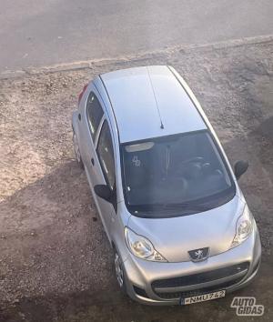 Grey Peugeot 107 2011 in Siauliai, with an engine capacity of 1.00 L and mileage of 146 thousand km for 1410 €, photo  on AUTOMOTO.COM.LV