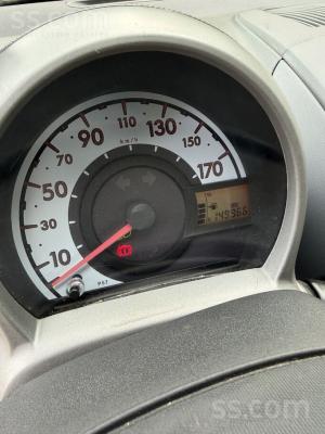 Pelēks Peugeot 107 2008 Rīga, ar dzinēja tilpumu 1.00 L un nobraukumu 150 tūkst. km par 950 €, foto 8 vietnē AUTOMOTO.COM.LV