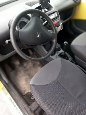 Peugeot 107 2005 in Ukmerge, with an engine capacity of 1.00 L and mileage of 240 thousand km for 999 €, photo 6 on AUTOMOTO.COM.LV