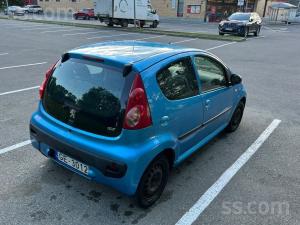 Peugeot 107 2006 Rīga, ar dzinēja tilpumu 1.00 L un nobraukumu 162 tūkst. km par 1350 €, foto 6 vietnē AUTOMOTO.COM.LV