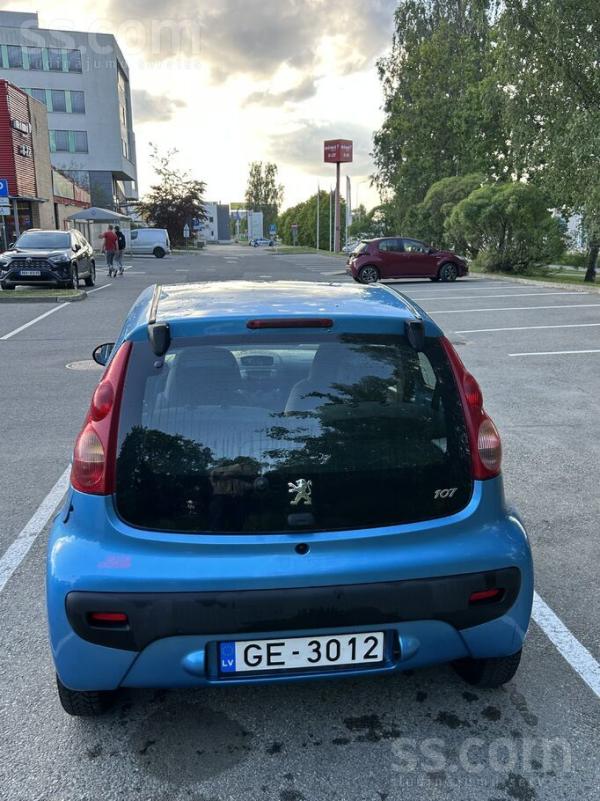 Peugeot 107 2006 in Riga, with an engine capacity of 1.00 L and mileage of 160 thousand km for 1500 €, photo 3 on AUTOMOTO.COM.LV