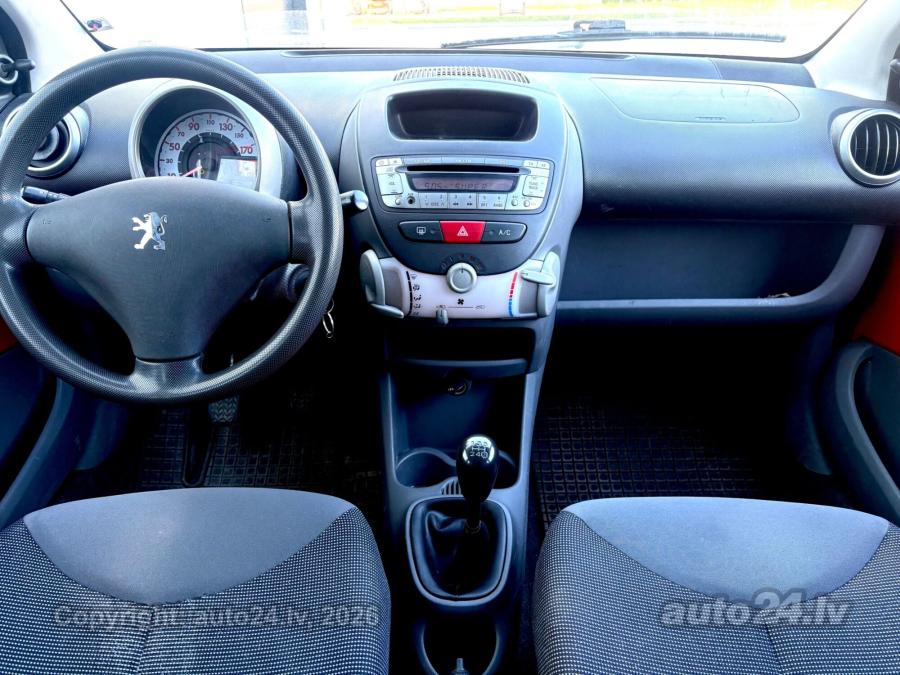 Peugeot 107 2007 in Tallinn, with an engine capacity of 1.00 L and mileage of 198 thousand km for 1699 €, photo 8 on AUTOMOTO.COM.LV