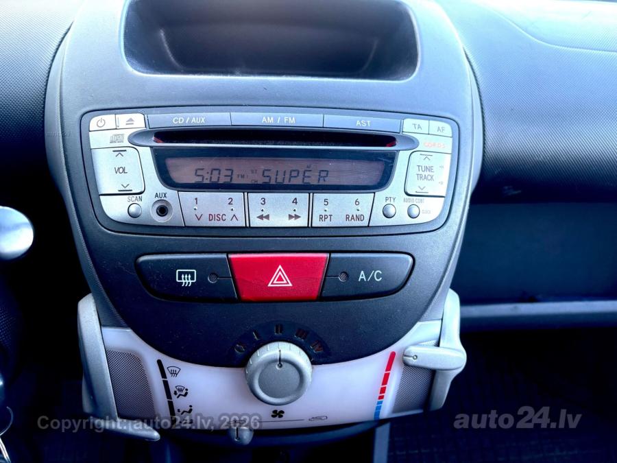 Peugeot 107 2007 in Tallinn, with an engine capacity of 1.00 L and mileage of 198 thousand km for 1699 €, photo 12 on AUTOMOTO.COM.LV