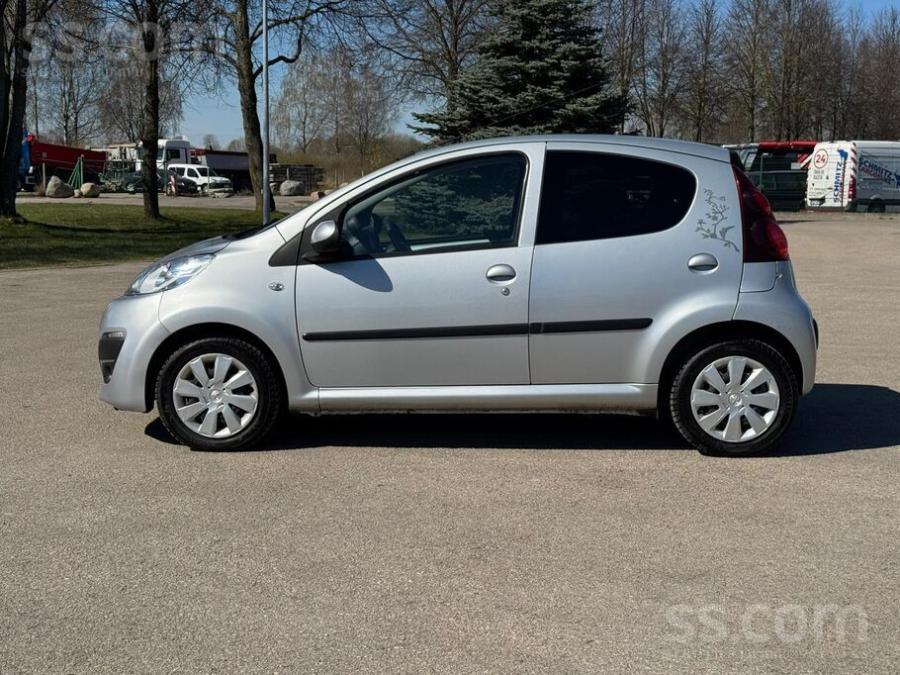 Peugeot 107 2013 Rīga, ar dzinēja tilpumu 1.00 L un nobraukumu 0 tūkst. km par 2999 €, foto 3 vietnē AUTOMOTO.COM.LV
