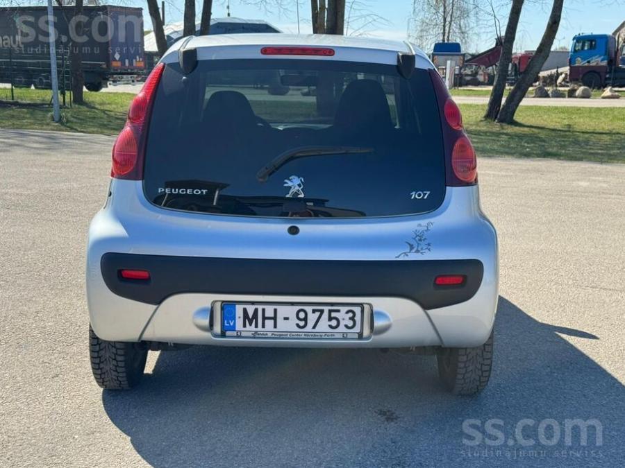 Peugeot 107 2013 Rīga, ar dzinēja tilpumu 1.00 L un nobraukumu 0 tūkst. km par 2999 €, foto 5 vietnē AUTOMOTO.COM.LV