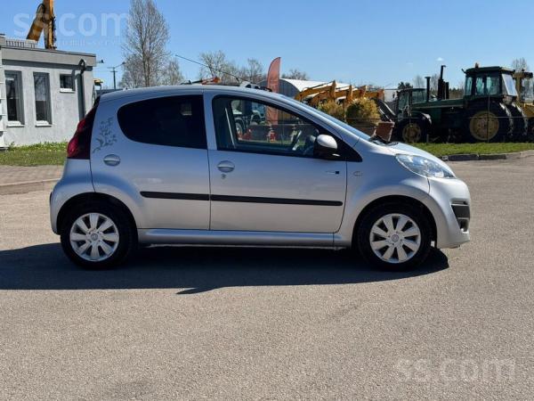 Пежо 107 2013 в Рига, объемом двигателя 1.00 л и пробегом 0 тыс. км за 2999 €, фото 6 на AUTOMOTO.COM.LV