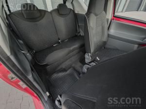 Красный Пежо 107 2010 в Лиепая, объемом двигателя 1.00 л и пробегом 68 тыс. км за 2990 €, фото 15 на AUTOMOTO.COM.LV