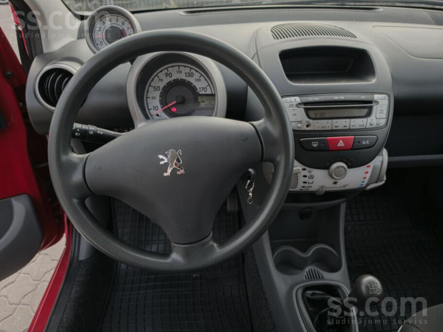 Красный Пежо 107 2010 в Лиепая, объемом двигателя 1.00 л и пробегом 68 тыс. км за 2990 €, фото 16 на AUTOMOTO.COM.LV