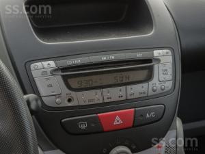 Красный Пежо 107 2010 в Лиепая, объемом двигателя 1.00 л и пробегом 68 тыс. км за 2990 €, фото 18 на AUTOMOTO.COM.LV