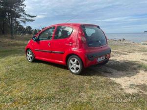 Sarkans Peugeot 107 2006 Tallina, ar dzinēja tilpumu 1.00 L un nobraukumu 131 tūkst. km par 1860 €, foto 3 vietnē AUTOMOTO.COM.LV