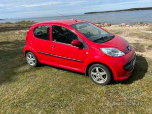 Sarkans Peugeot 107 2006 Tallina, ar dzinēja tilpumu 1.00 L un nobraukumu 131 tūkst. km par 1860 €, foto 4 vietnē AUTOMOTO.COM.LV