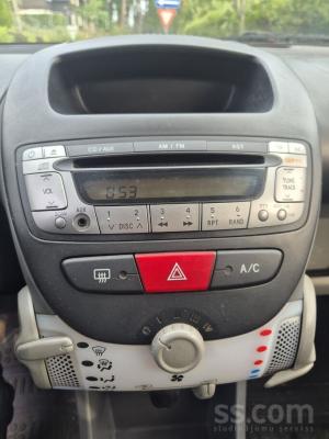 Белый Пежо 107 2012 в Юрмала, объемом двигателя 1.00 л и пробегом 230 тыс. км за 1000 €, фото 9 на AUTOMOTO.COM.LV