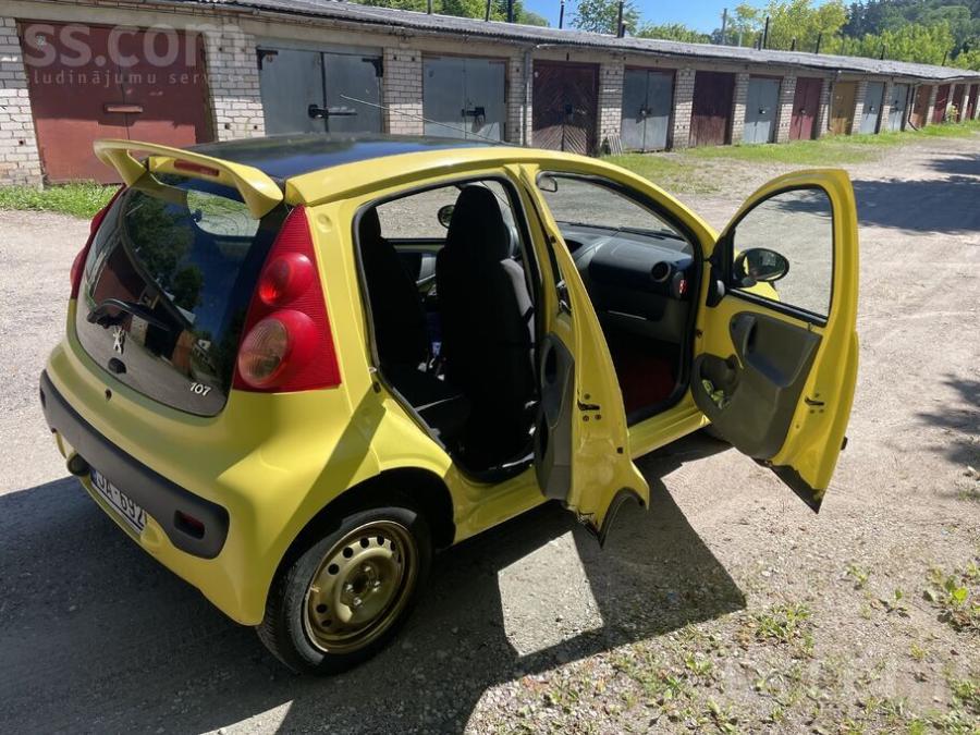 Dzeltens Peugeot 107 2006 Krāslava, ar dzinēja tilpumu 1.00 L un nobraukumu 270 tūkst. km par 1400 €, foto 6 vietnē AUTOMOTO.COM.LV